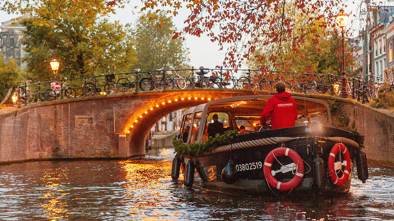 Rondvaart en bootje verhuur Amsterdam - Mokumboot