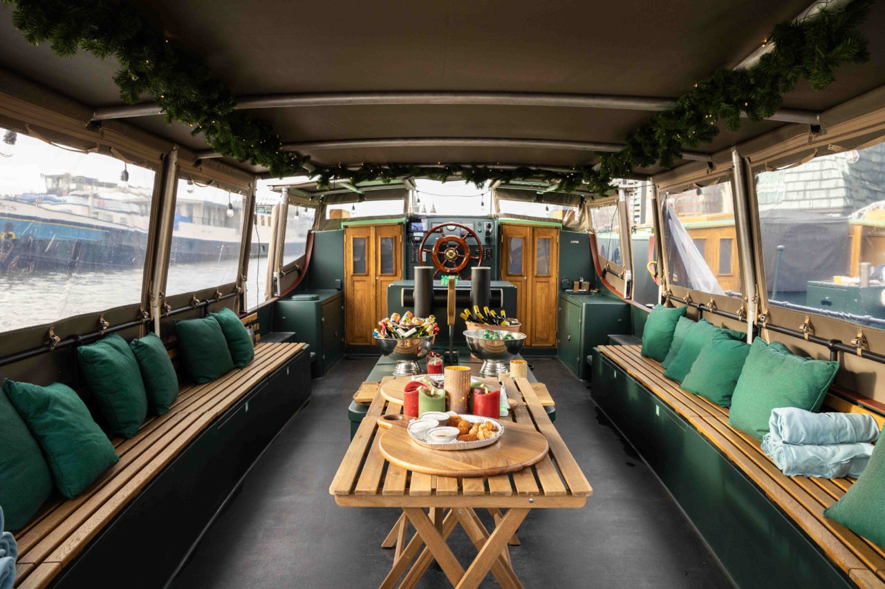 Private boat tour Amsterdam - Mokumboot