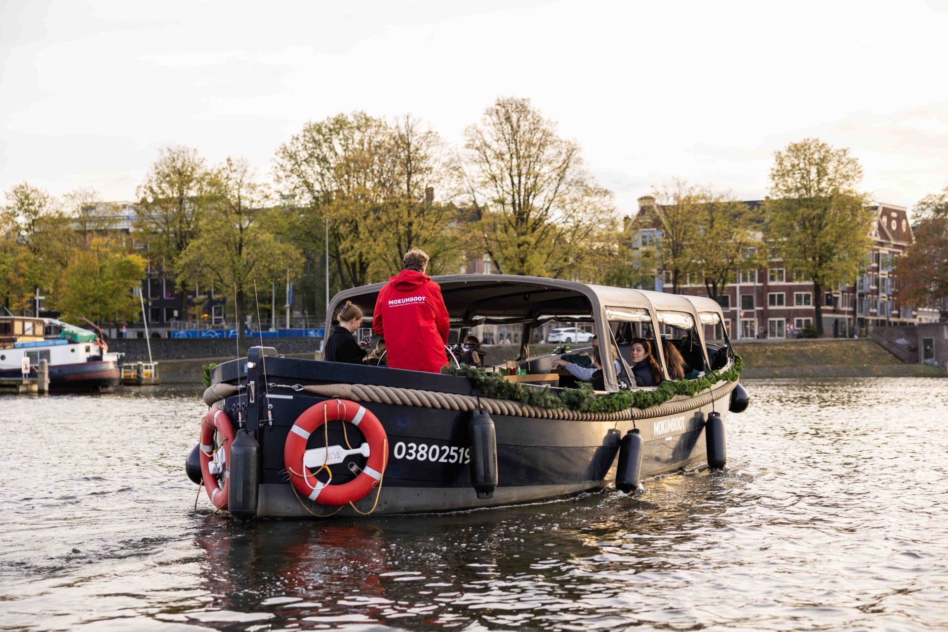 Private boat tour Amsterdam - Mokumboot