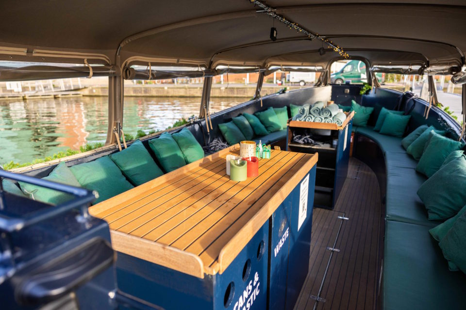 Private boat tour Amsterdam - Mokumboot
